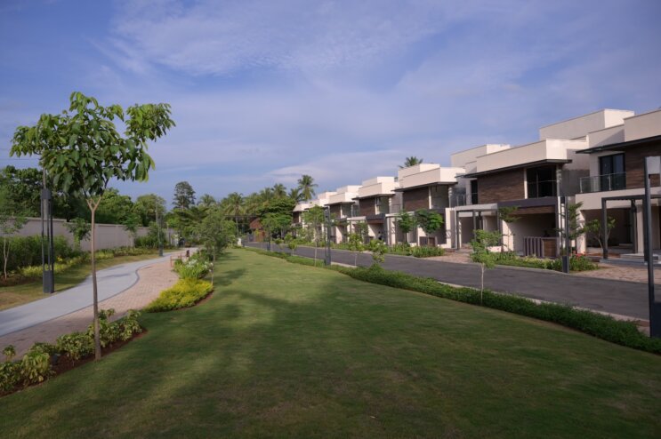 Gated Community Villas vs. Independent Villas - Vishraam Builders